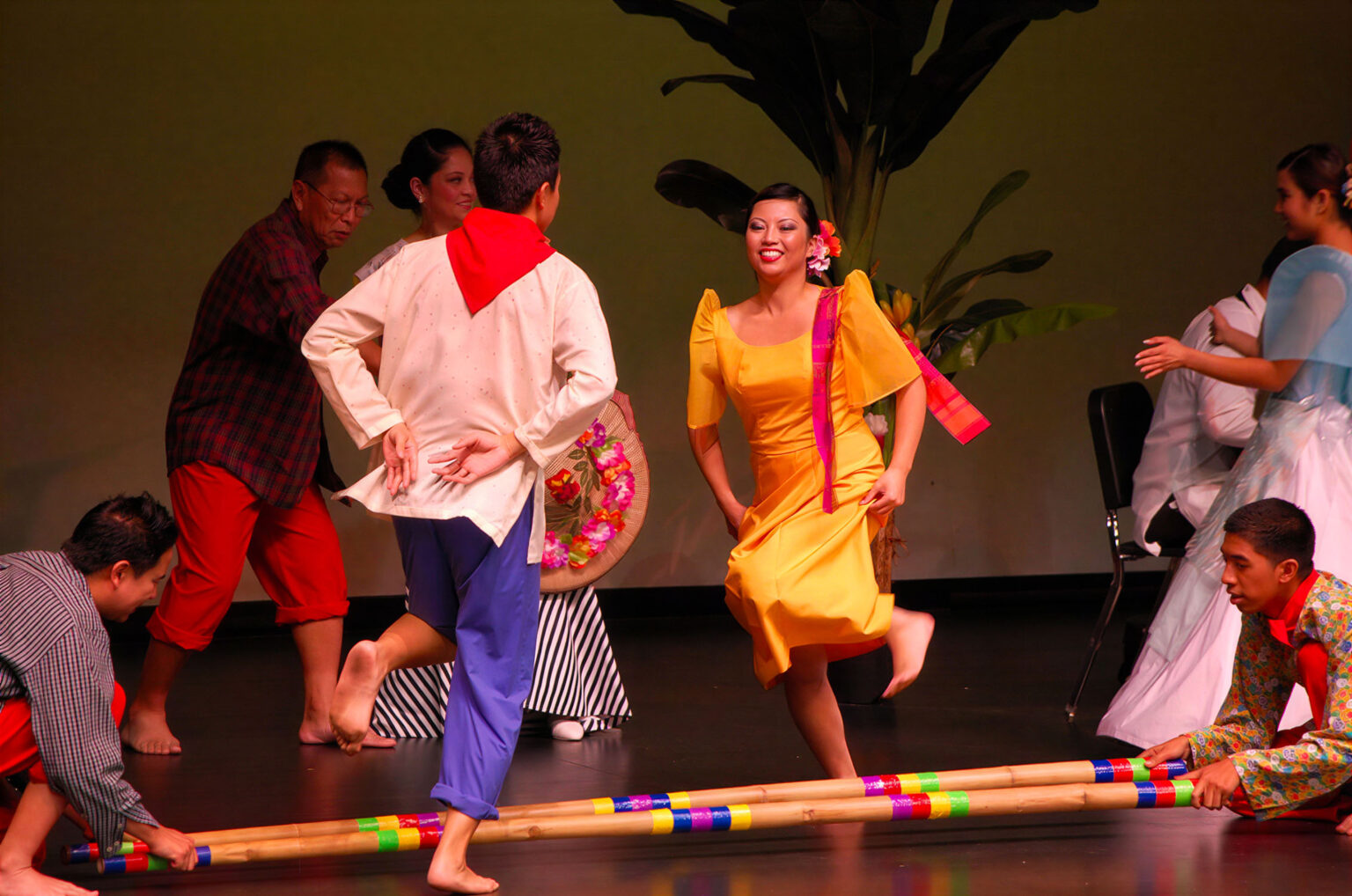 Tinikling Dance: Origins, Music, Steps, Costumes, and Myths - Salsa Vida